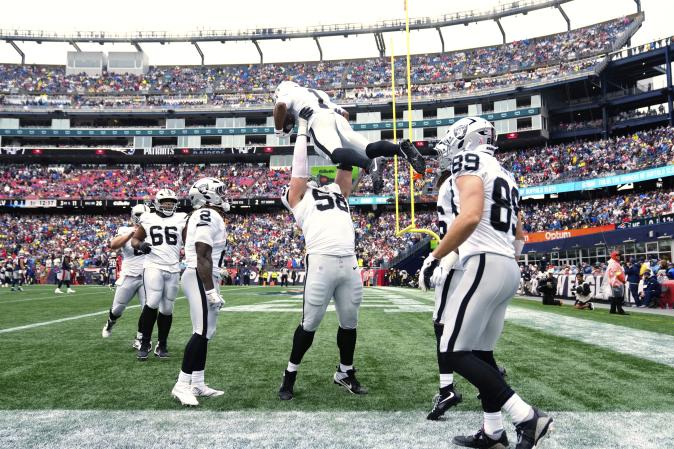 Top photos from the first Sunday of the NFL season - Armstrong