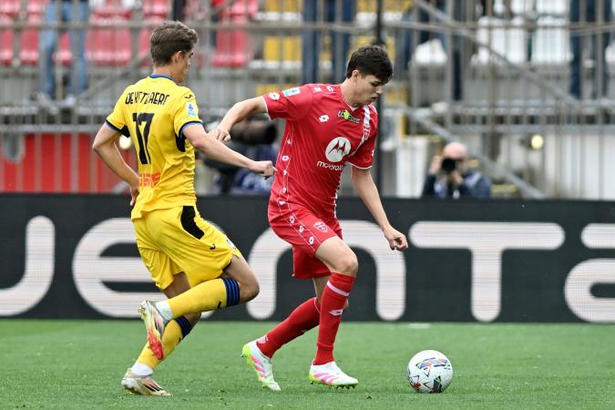 Roma and Lazio catch up with Juventus in fight for 4th place in Serie A ...